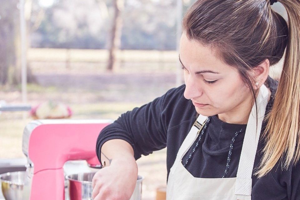 Conocé a Agustina Guz, la vecina de Ramos Mejía que brilló en Bake Off ...
